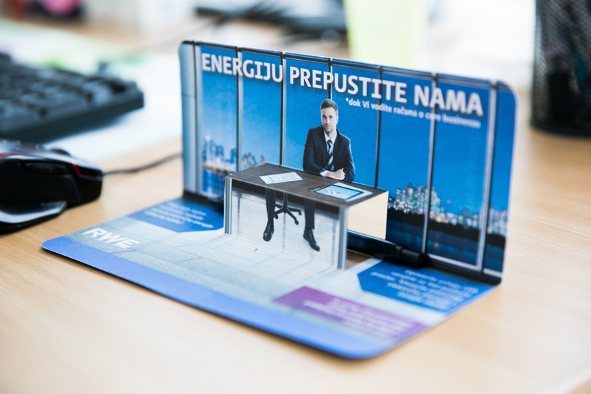 Design of flyers and promotional displays for Bauerfeind - Studio Kreda